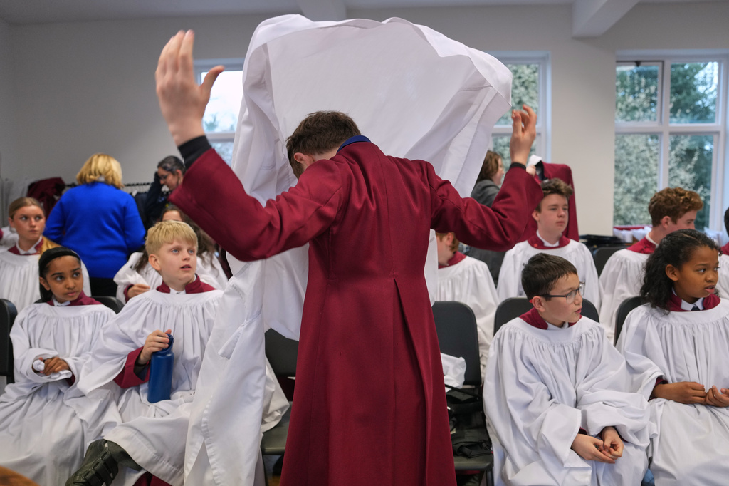 English choirs seek to protect a musical tradition little changed since ...